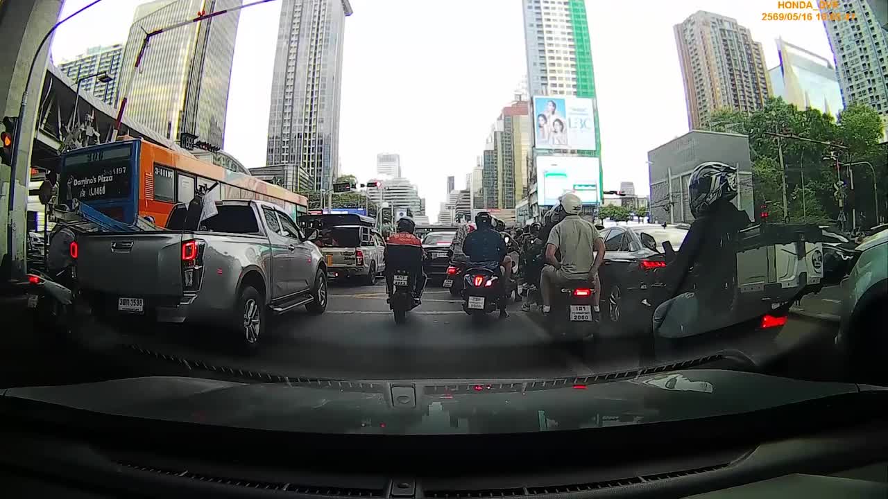 Dascham captures train crashing into bus on level crossing in Thailand