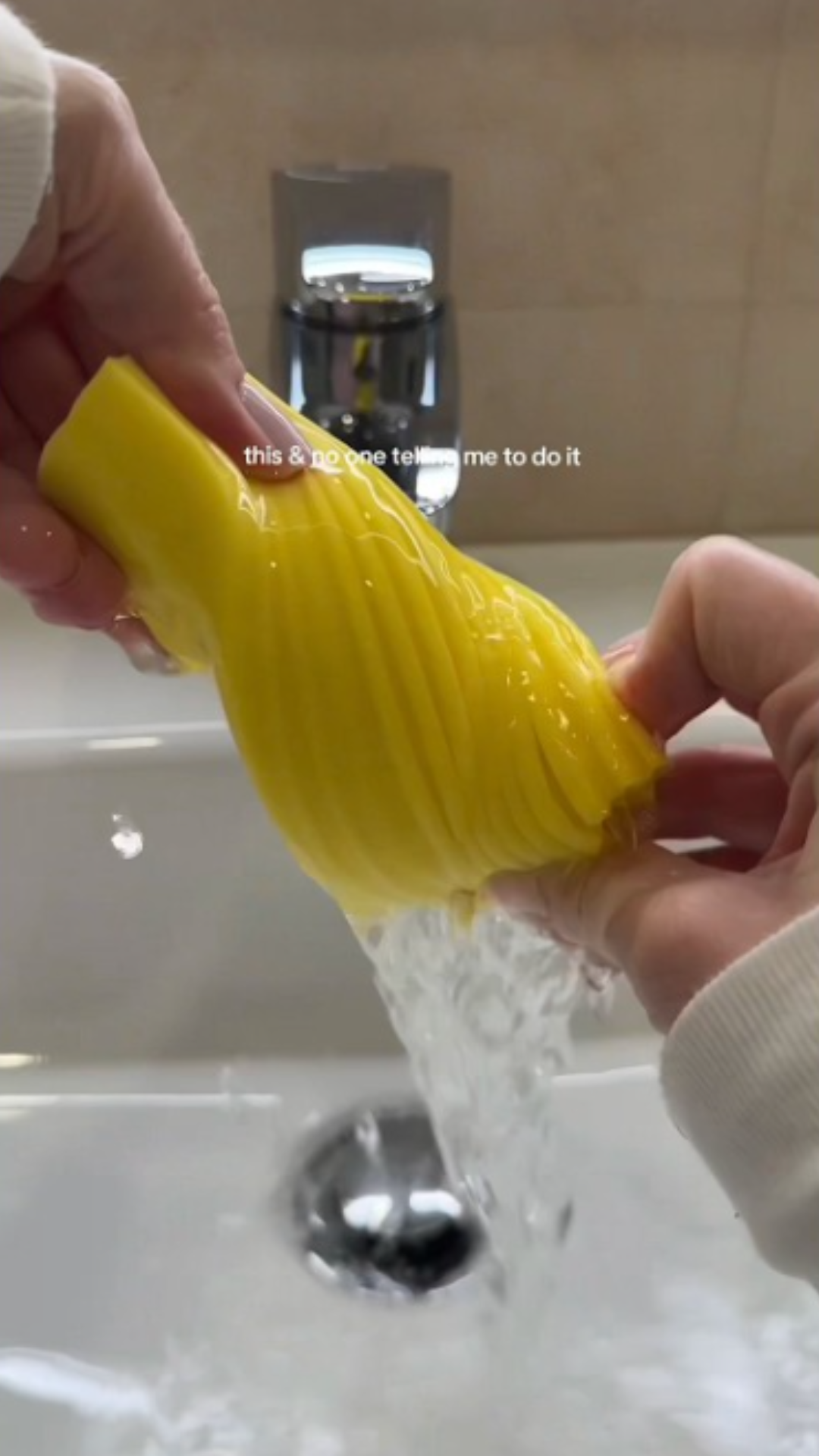 Relaxing cleaning moments that make organizing feel rewarding