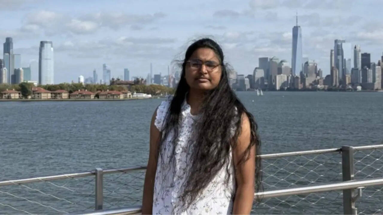 Indian student Navya Gadusu killed after minivan plunges off Chicago ...