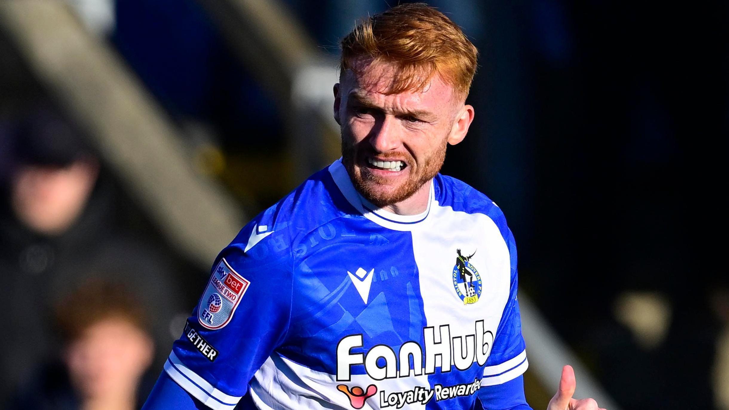 Striker Morton is Torquay's first summer signing