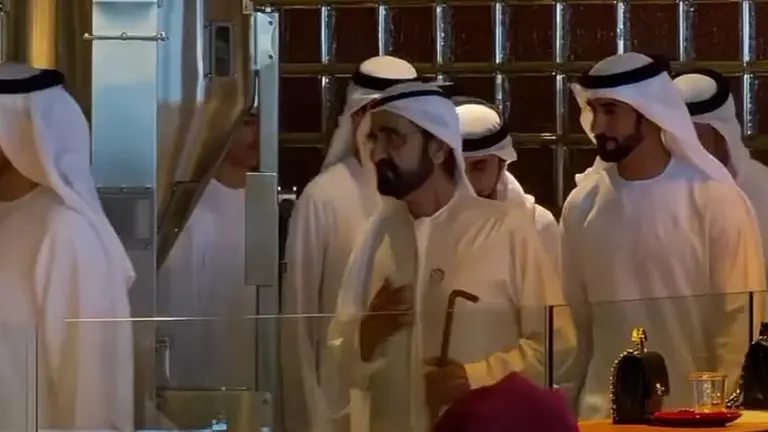 Sheikh Mohammed visits Dubai cafe founded by Emirati entrepreneur