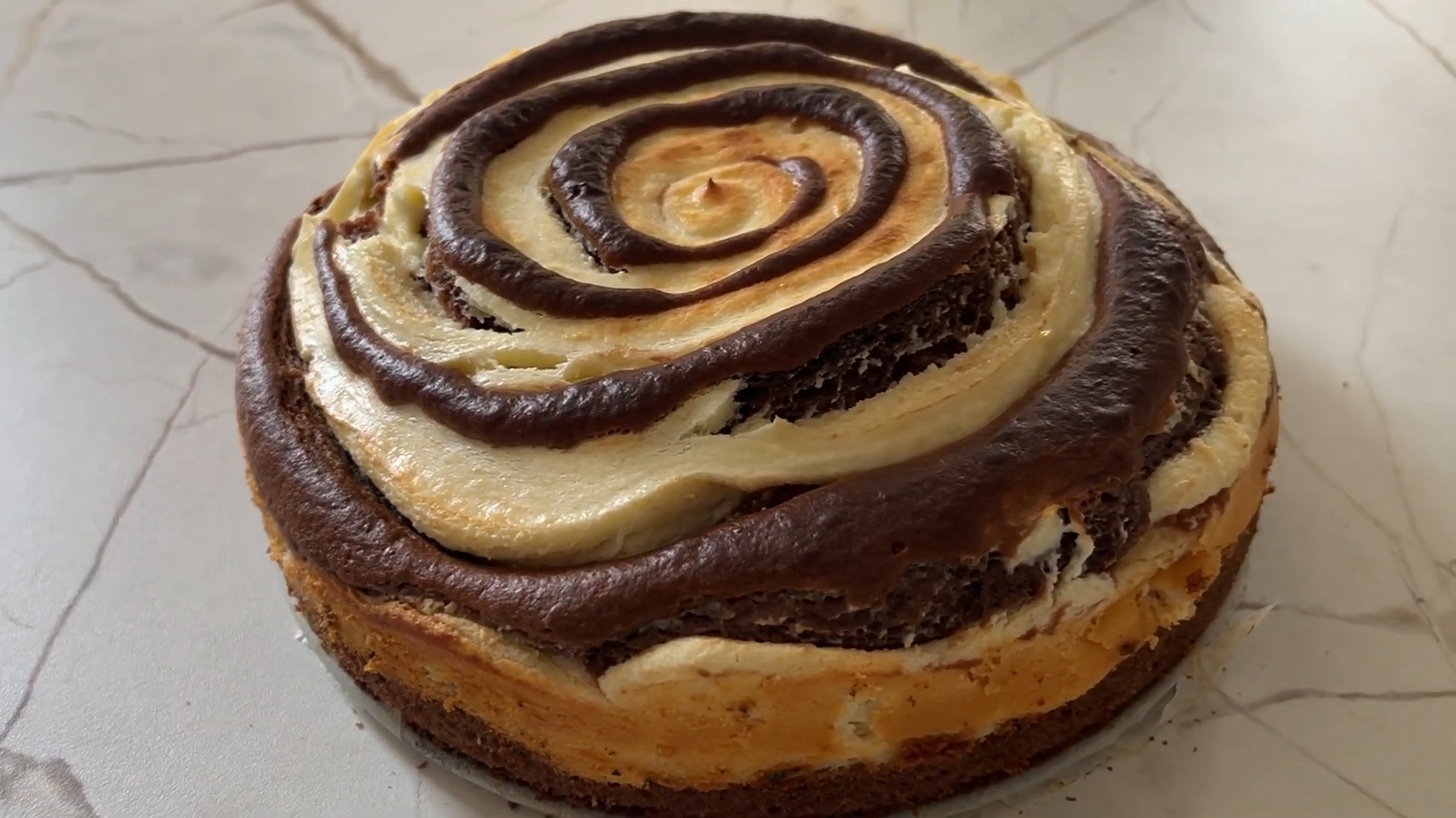 The most delicious chocolate cake ready in just 5 minutes