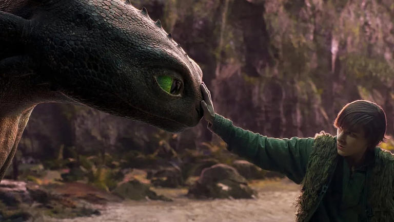 Dean DeBlois announces wrap on How to Train Your Dragon 2; shares first ...