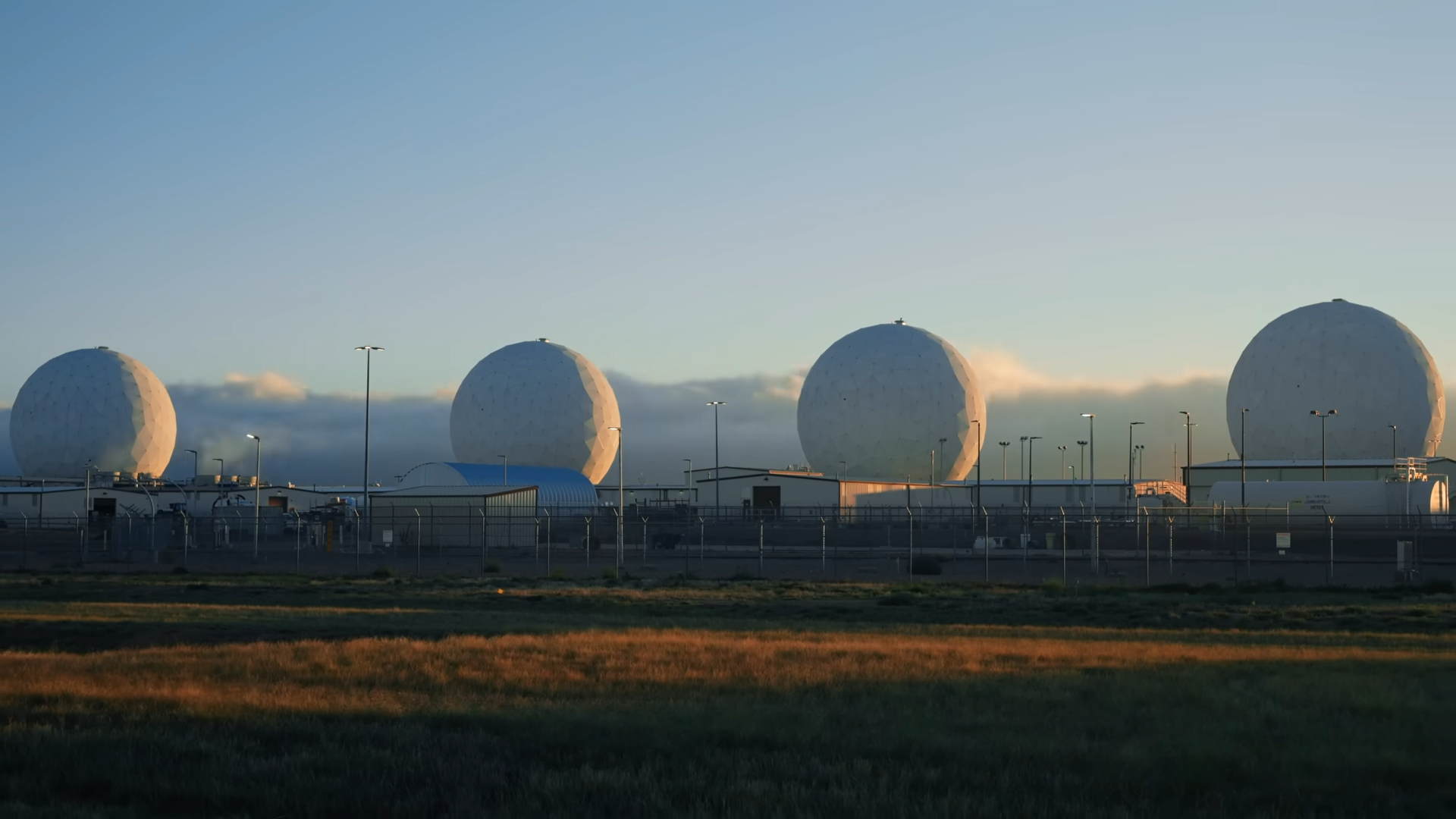 This US system tracks nuclear missile launches traveling 15,000+ mph ...