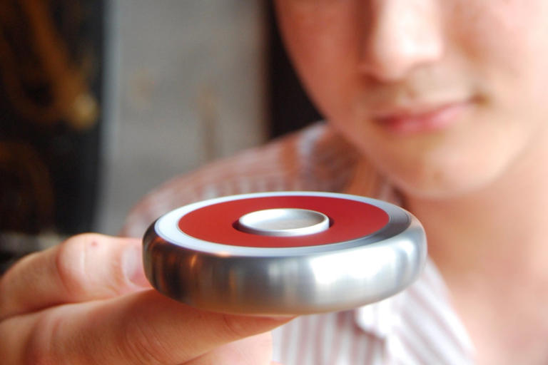Cambridge student beats fidget spinner record by almost five minutes