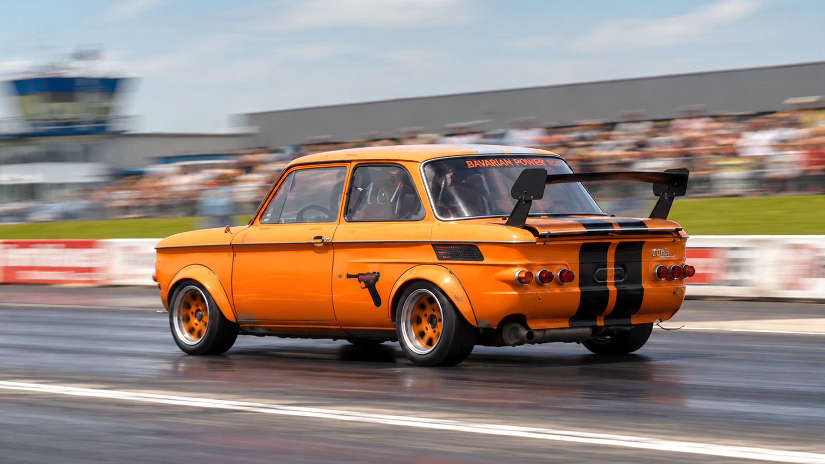 Wie schnell ist ein BMW 2002 Turbo über die 1/4-Meile?