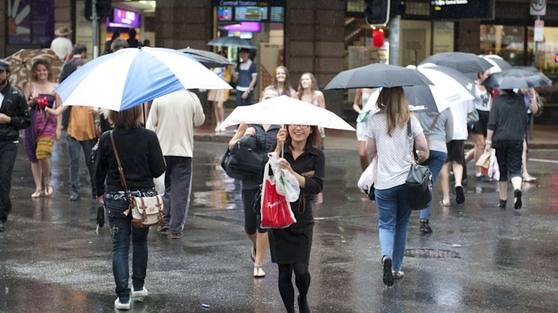 Huge cloudband dumps a month’s worth of rain in a day