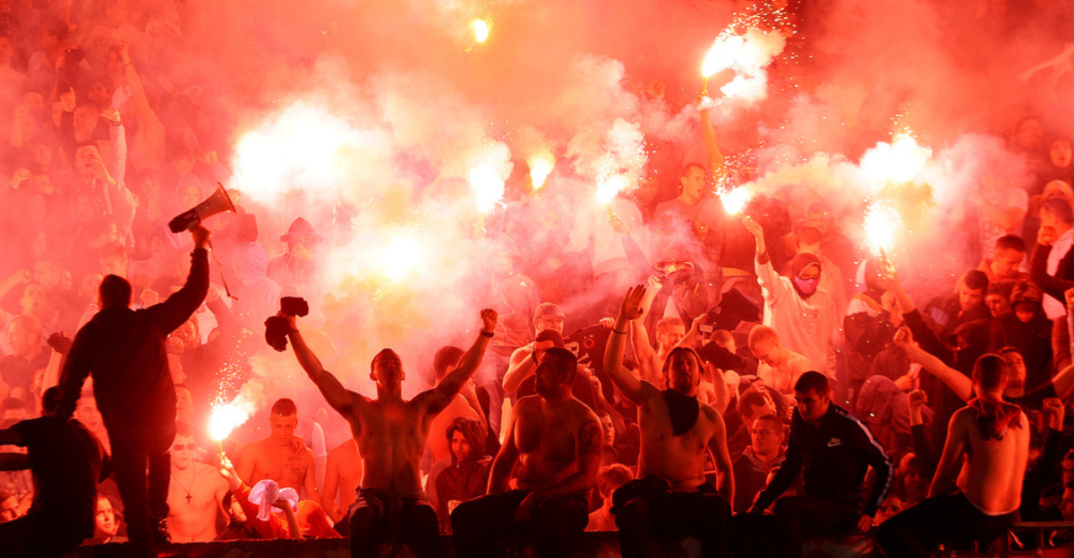 Ultras storm pitch and force Ligue 1 match abandonment