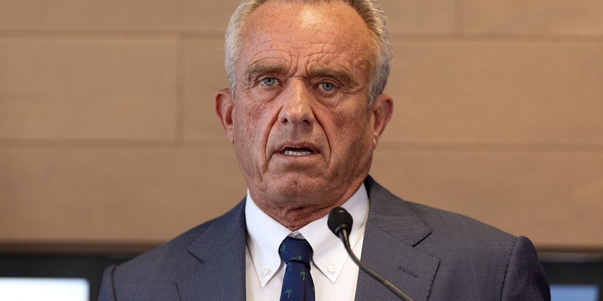 RFK Jr calls UK a 'dictatorship' in bizarre rant over online hate with ...