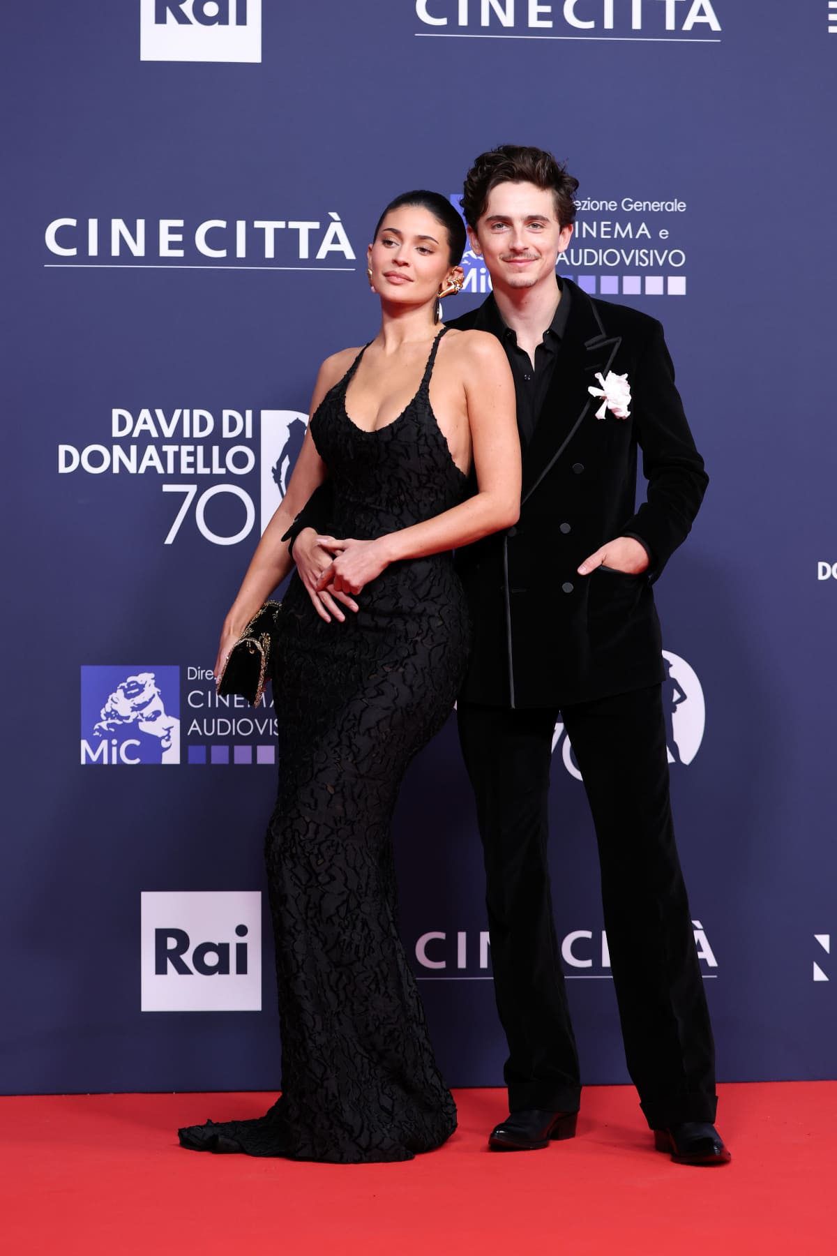 Kendall Jenner, Jacob Elordi dating buzz grows as pics with Kylie ...