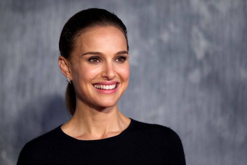 16 Hollywood actresses with remarkably high IQs