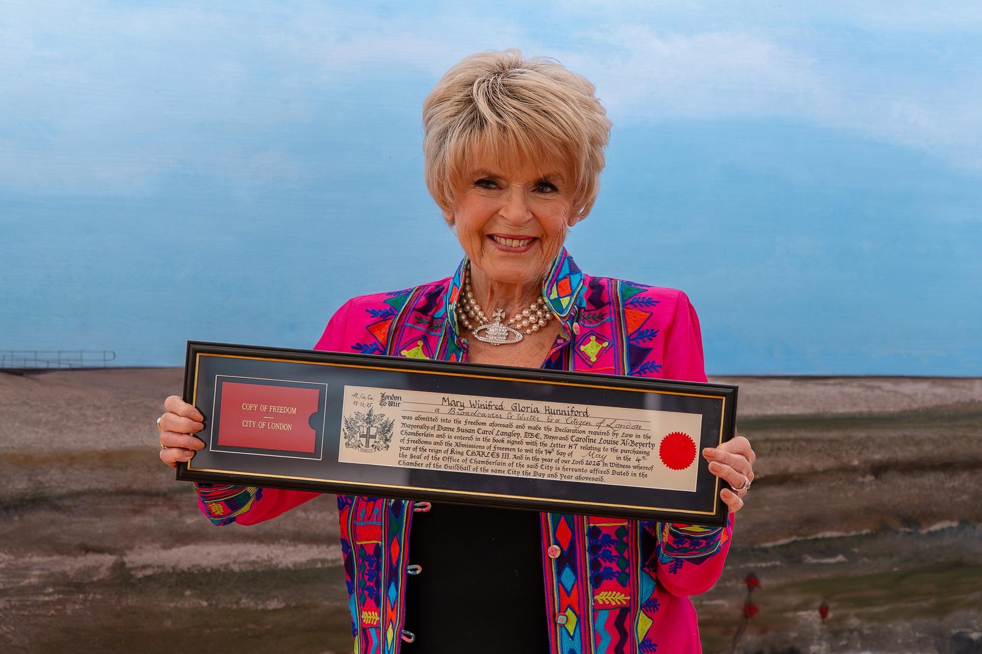 Northern Ireland-born 'national treasure' Gloria Hunniford receives ...