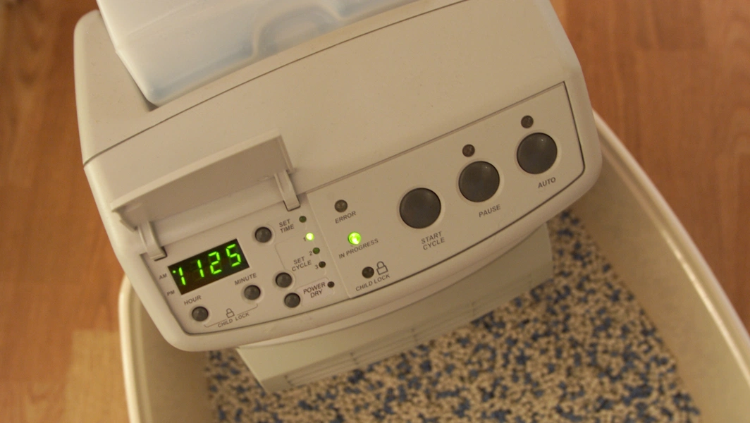 Keeping your cat’s litter box fresh and healthy