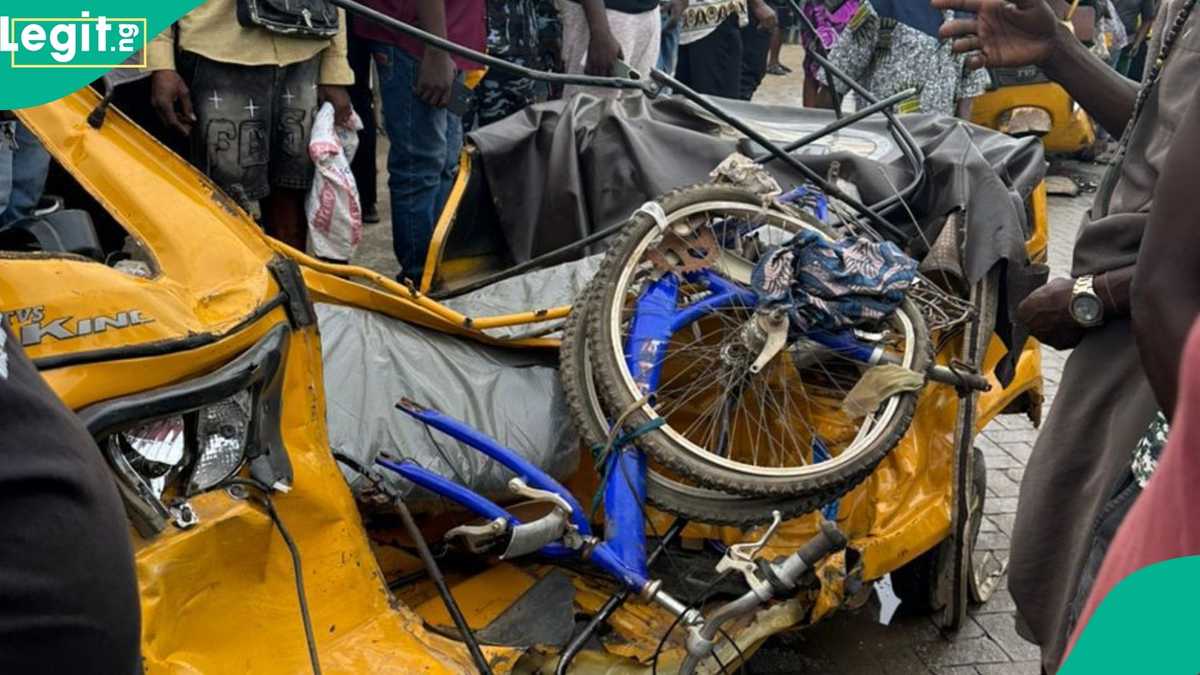 Breaking: Tragedy in Lagos as speeding vehicle crashes into tricycles ...