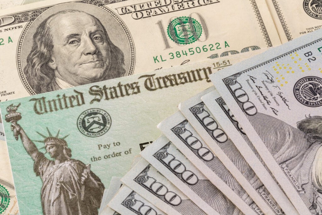 Wall Street's most accurate analysts give their take on 3 financial ...