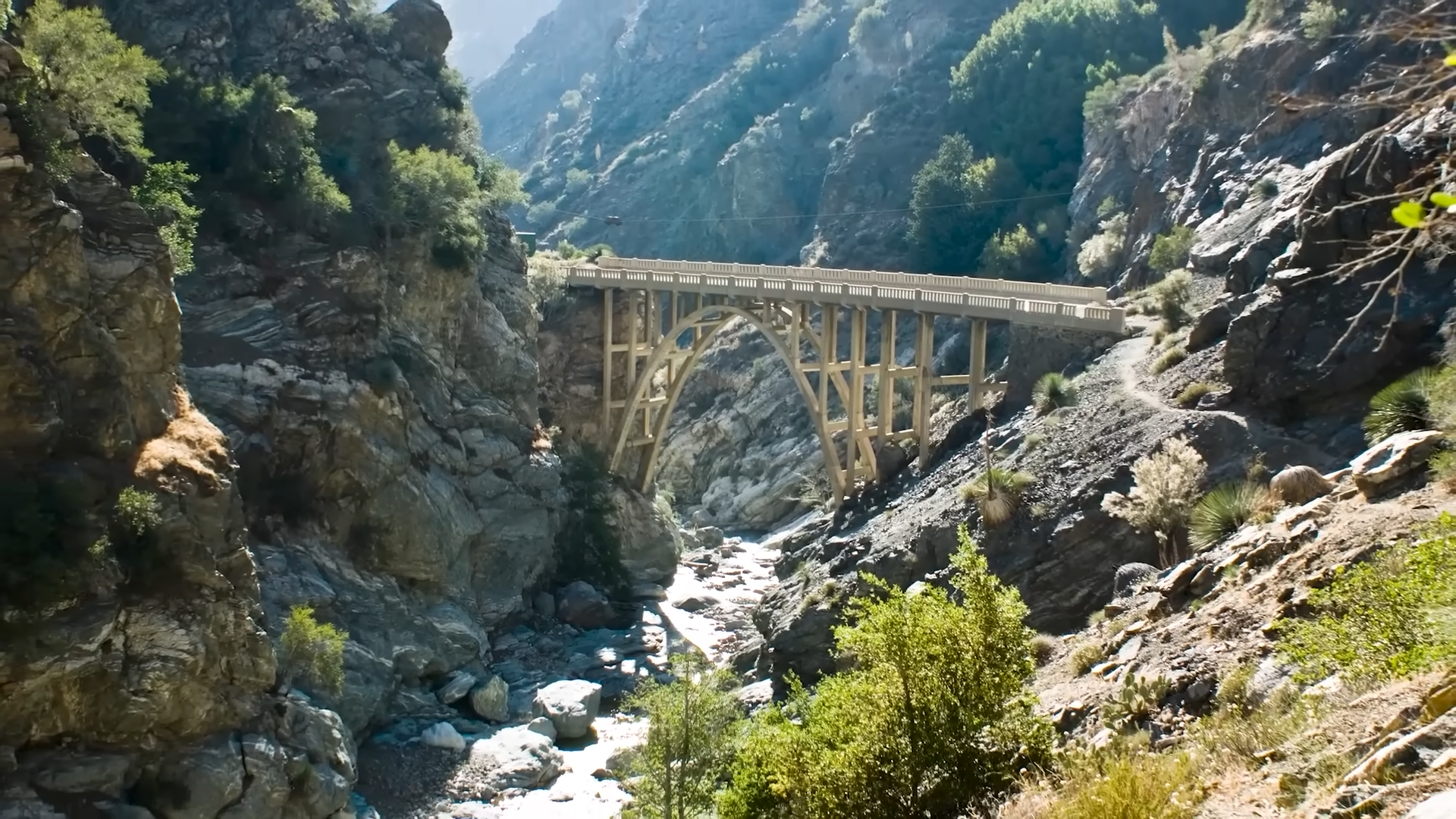 A bridge made for cars... that no car can reach