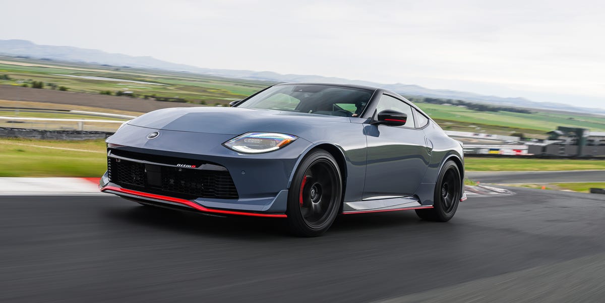 Nissan gives us what we want: A manual transmission for the Z NISMO ...