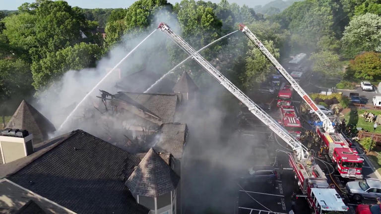 Lakefront apartments destroyed in fire at North Carolina-South Carolina ...