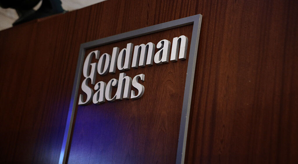 The most stable income range in America, revealed by Goldman Sachs ...