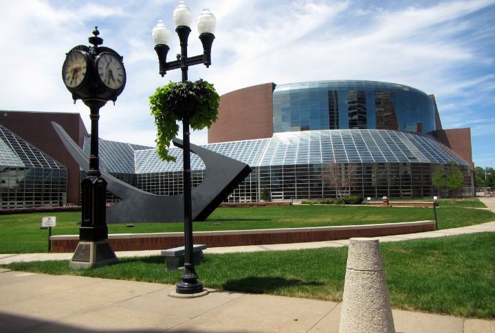 5 retirement-friendly Midwestern towns