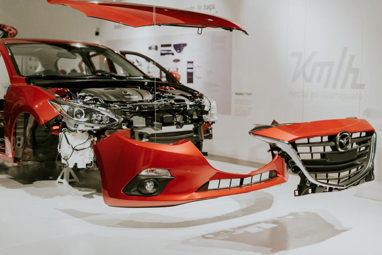 The $400,000 price tag for a truly made in USA car (and why nobody will ...