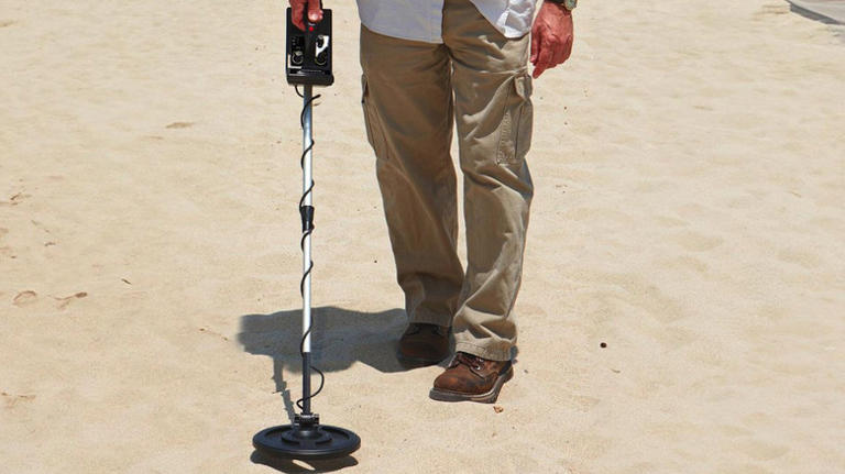 Harbor Freight sells metal detectors, but are they any good? Here's ...