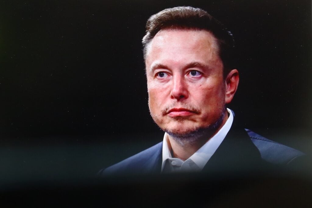 Two Tesla robotaxi crashes in Austin are putting fresh pressure on Elon ...