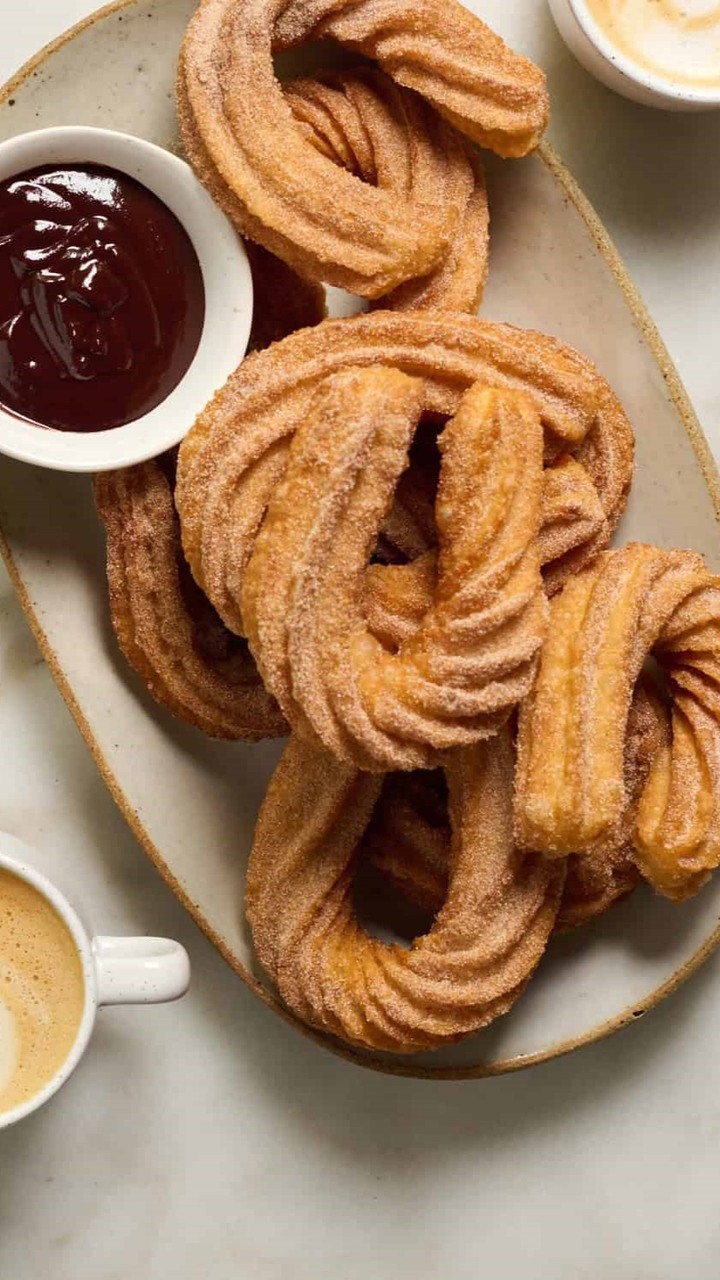 How to make crispy and crunchy churros