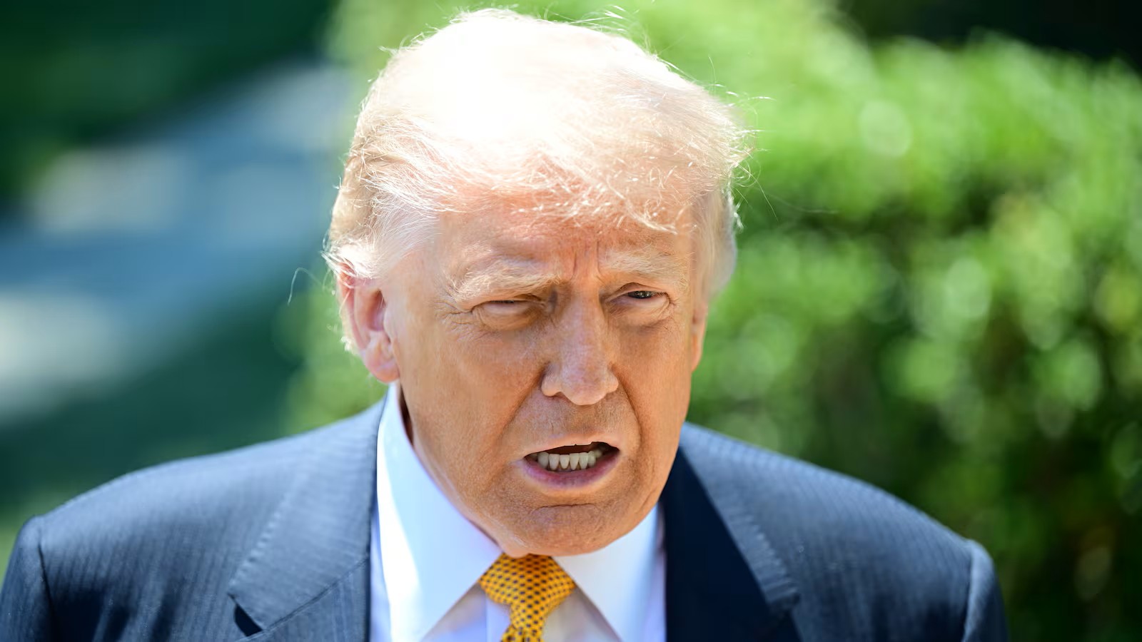 Trump caught trading millions while secret deals happened behind closed ...