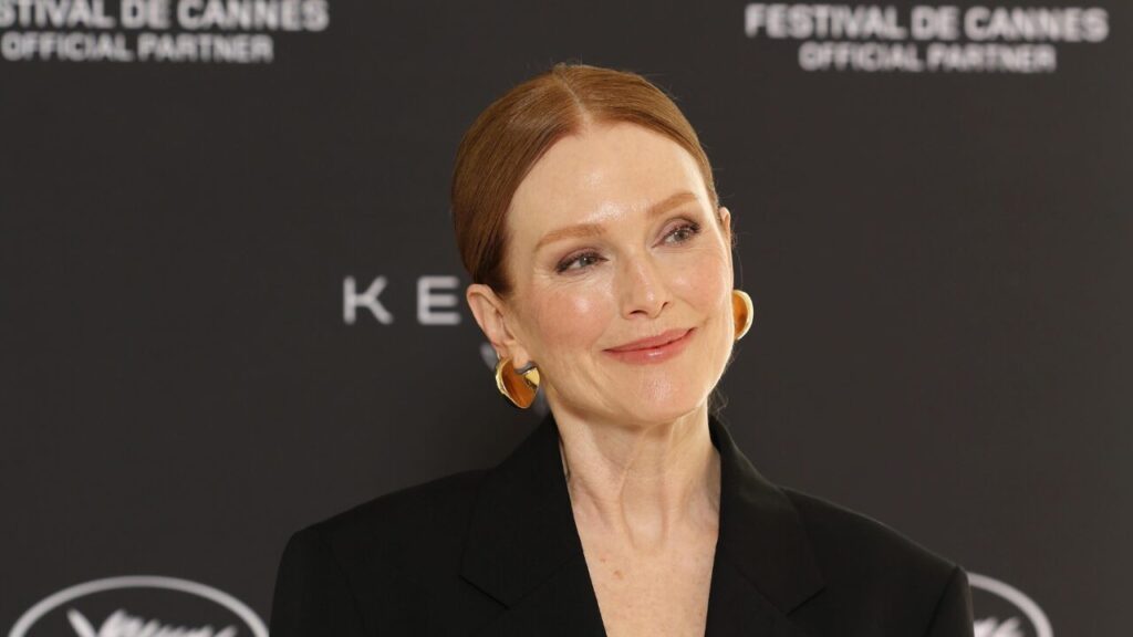 Julianne Moore champions female point of view in awards acceptance ...