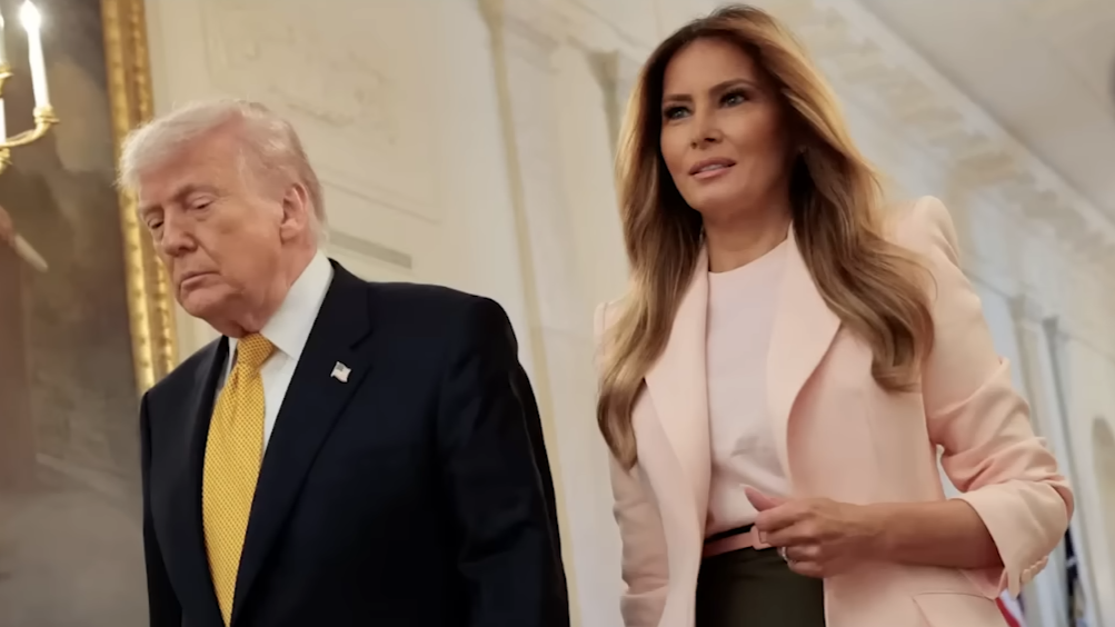 Trump’s flirty messages surface as Melania rumors intensify