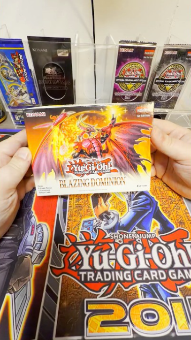 Yu-Gi-Oh Blazing Dominion mini box opening