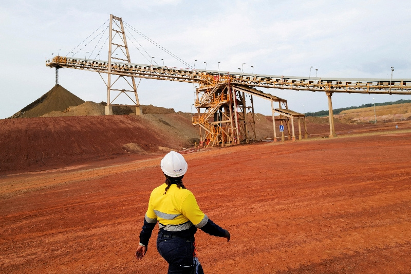 Ghana seeks to sell 30% of gold from miners to boost reserves, central bank