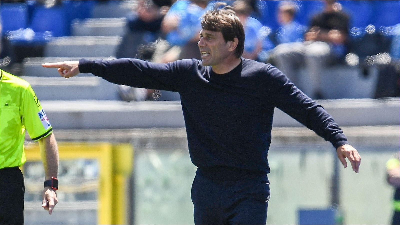 Antonio Conte drops exit hint as Napoli seal Champions League spot