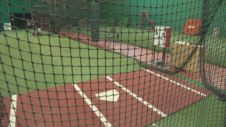 40,000 square-foot indoor facility for baseball, softball, cricket ...