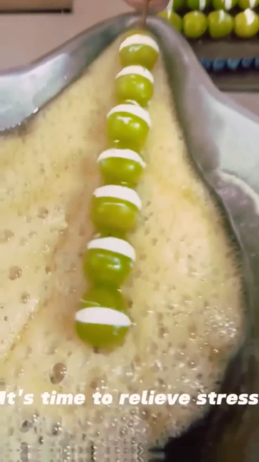 Why tanghulu is the candy everyone is obsessed with