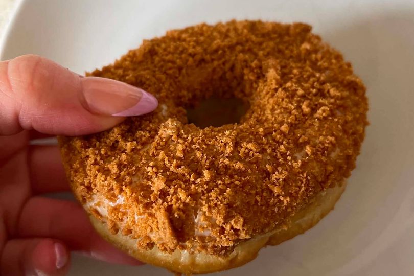 I tried new Cinnabon muffins and doughnuts now available in supermarkets