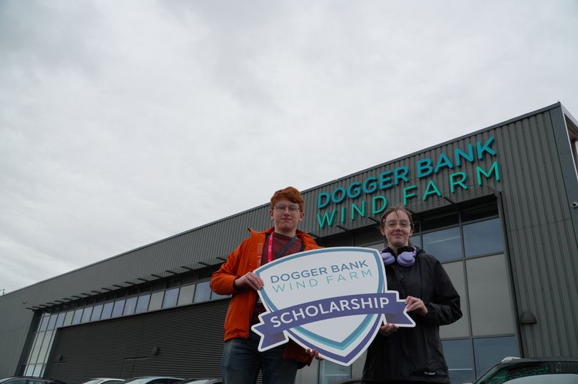 Eligible students invited to apply for Dogger Bank Wind Farm ...