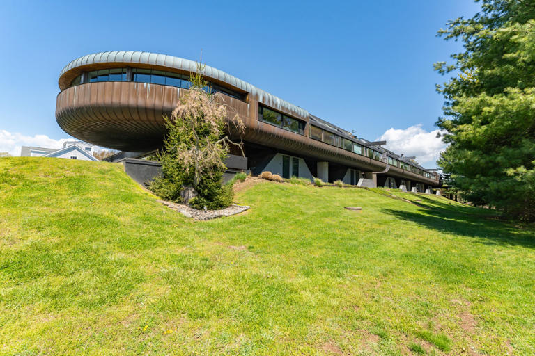 Condo in CT’s once-controversial ‘spaceship’ building lists for 779k