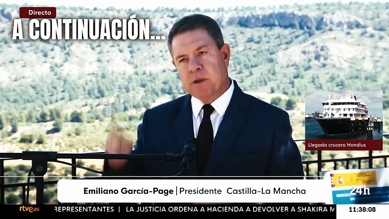 El charlatán García-Page vuelve a la carga contra Sánchez mientras ...