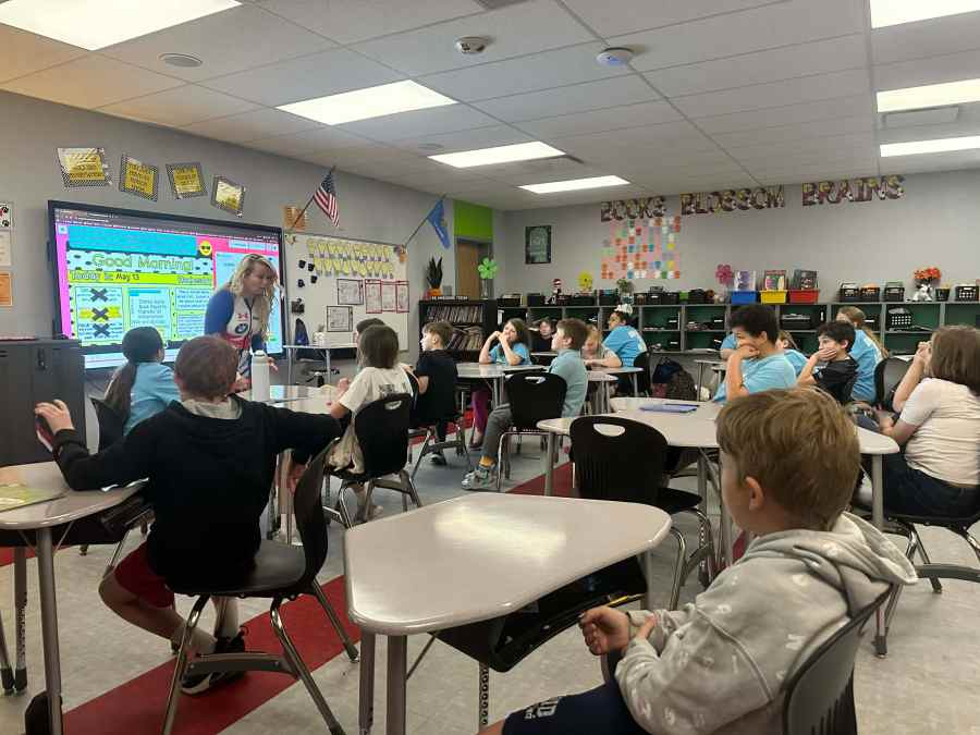 Cushing Elementary students meet Olympian after year-long mentorship