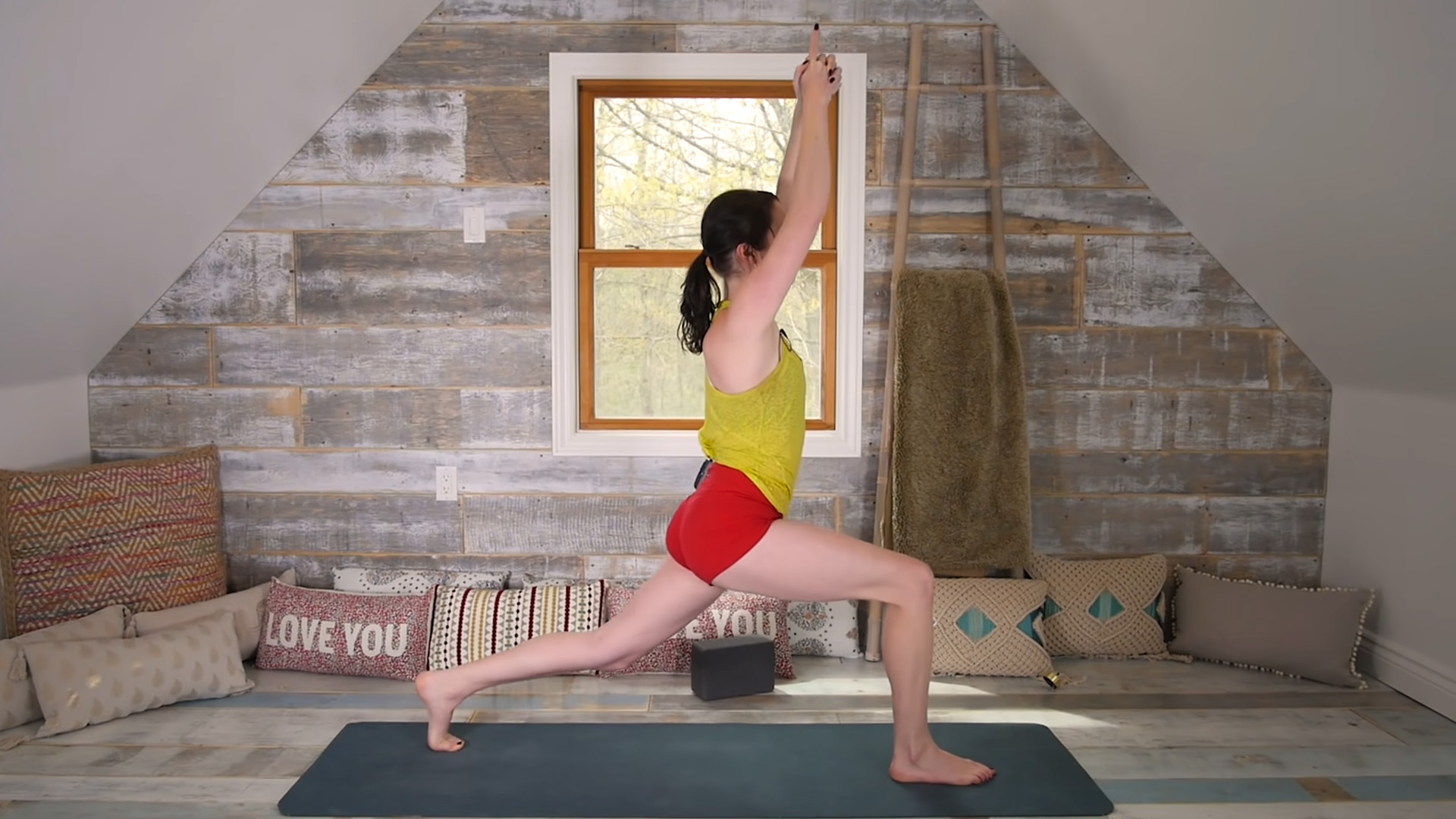 Powerful core yoga session to boost your self esteem