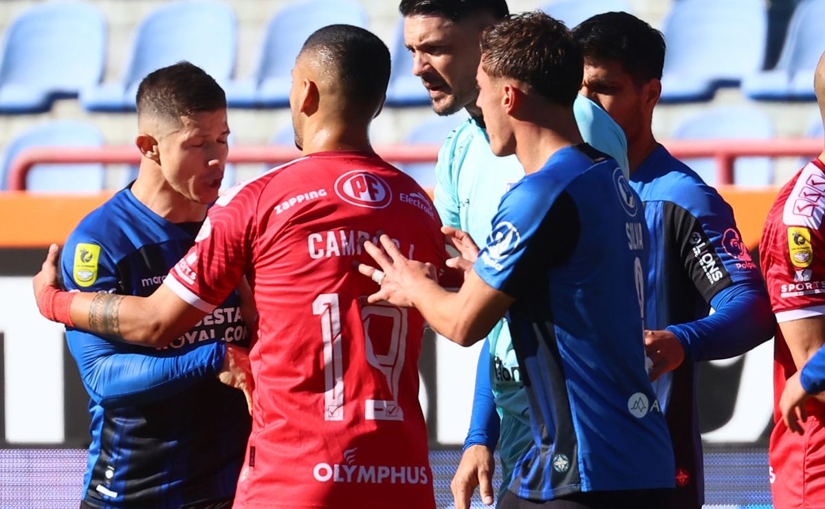 Cris Martínez remece a Huachipato y el fútbol chileno con denuncia: “Se ...
