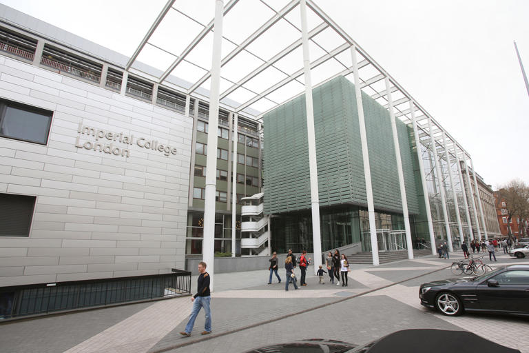 Top London universities expel students for cheating with AI