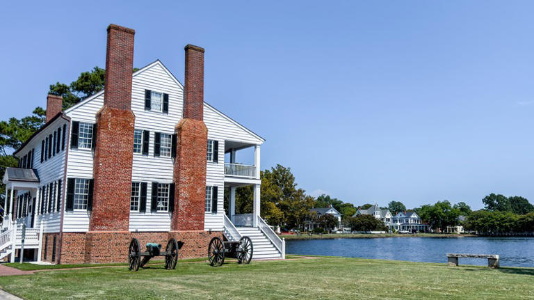 North Carolina's timeless waterfront town is a scenic gem with a ...