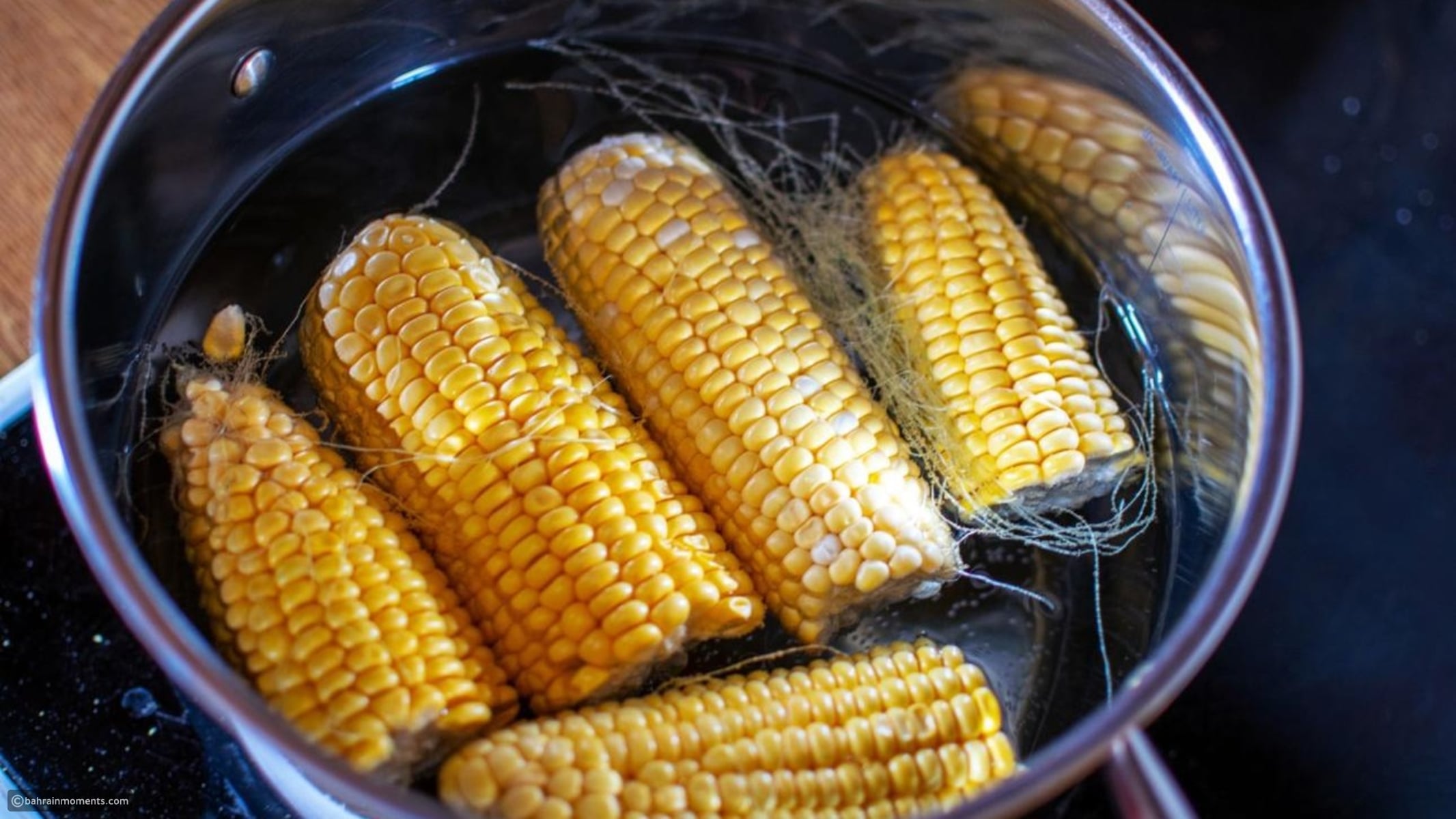 How long should you boil fresh corn on the cob? Here's the ideal time