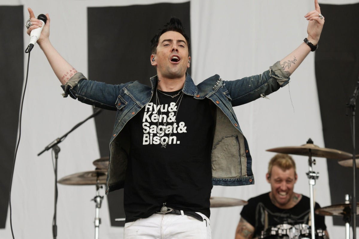 Lawyer: Ian Watkins murder-accused said paedophiles 'deserve' stabbing