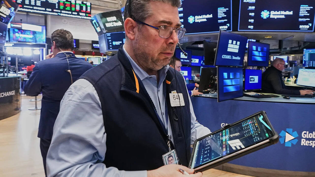 Wall Street declines as oil prices fluctuate amid Trump’s Iran warning