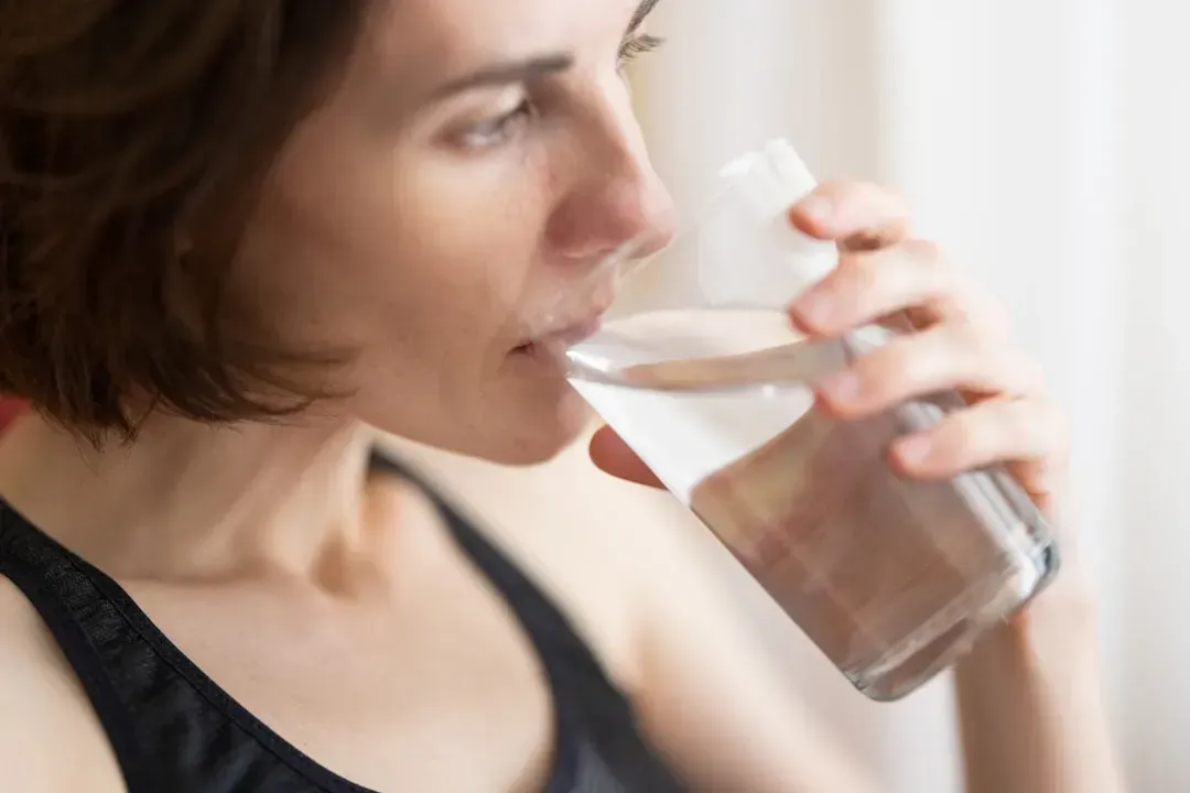 10 morning habits for great skin that take less than 2 minutes