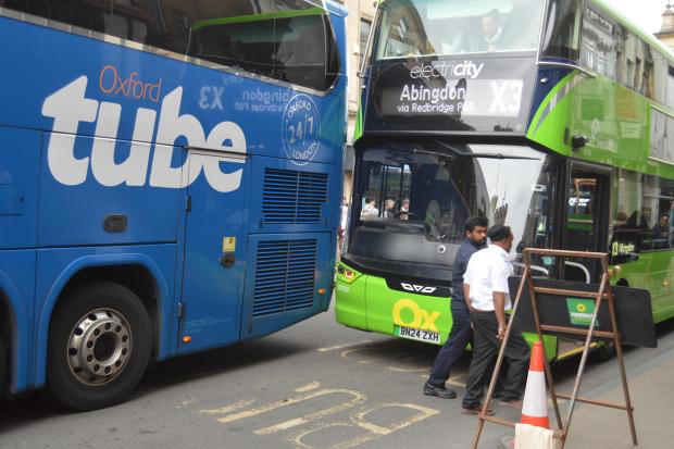 Oxford Tube coach collides with city centre bus